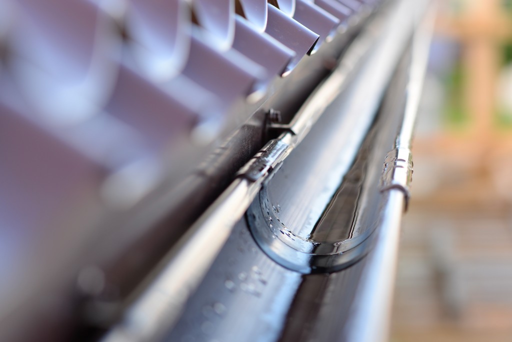 My Gutters Are Leaking From Behind! | Terry's Plumbing